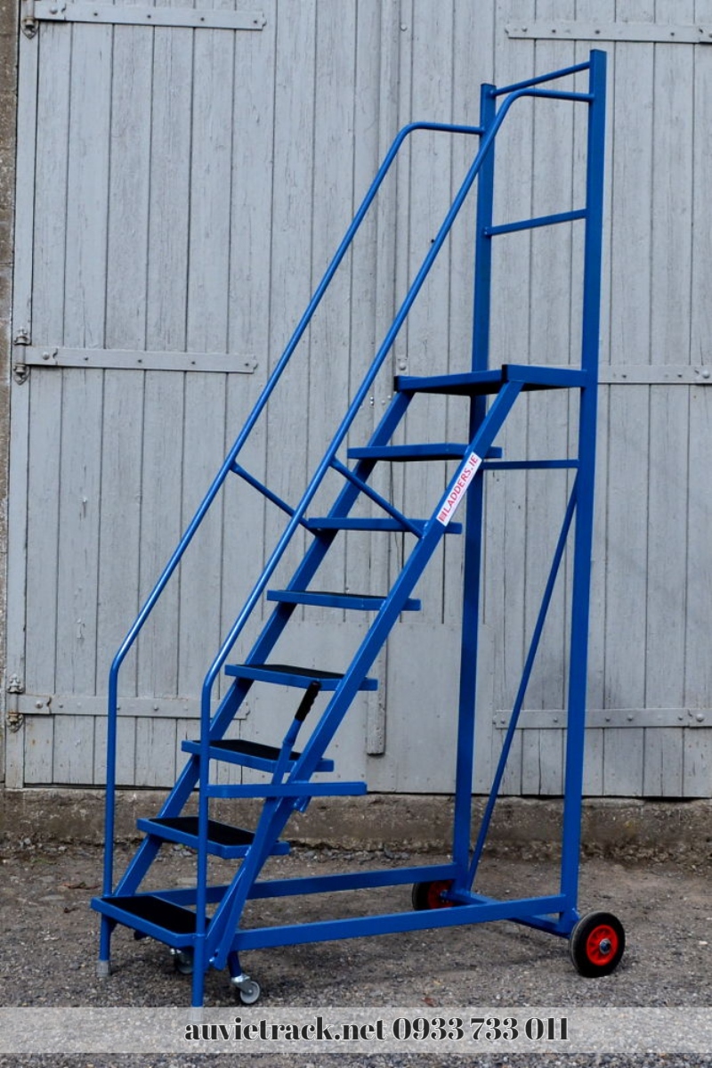 XE THANG DI ĐỘNG CÔNG NGHIỆP GIÁ TỐT | AU VIET RACK